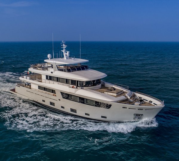 Yacht MIMI LA SARDINE, CDM | CHARTERWORLD Luxury Superyacht Charters